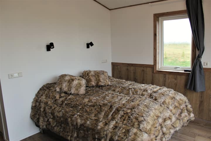 Double Room In Spacious Country House - Islandia