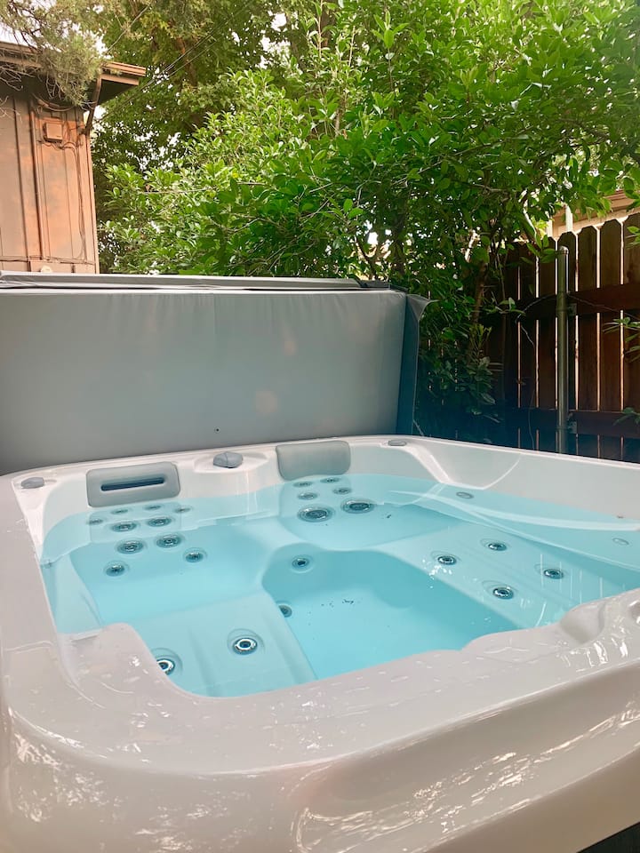 Sedona Hiker’s Haven + Hot Tub & Bbq Retreat - Sedona, AZ