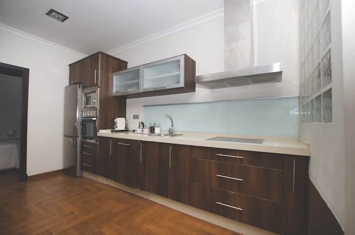Apartamento En Pleno Centro Historico De Cádiz - Cádiz