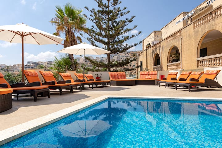 Fabulous Large 3 Bed Villa Apt, Pool, A/c, Bbq - Malta