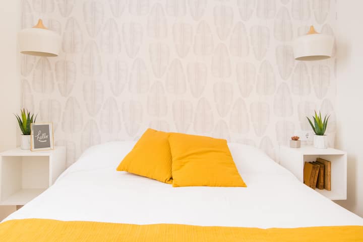 Azafrán Suites, Alojamiento En Centro Histórico De Sevilla - Sevilla, España