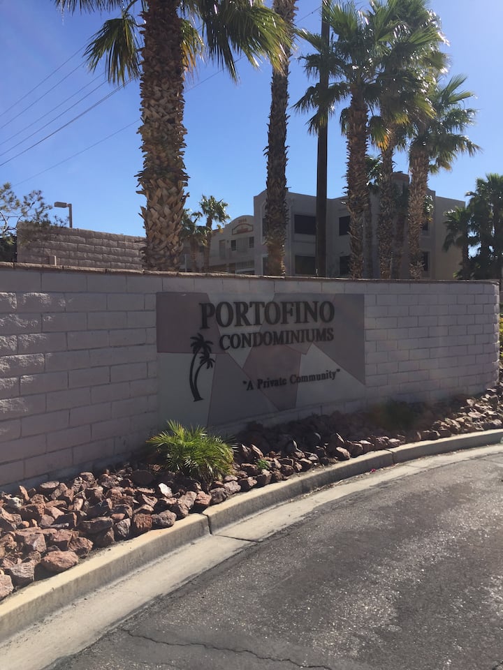 Laughlin Portofino 1 Month Min Rentals Only - 拉芙琳