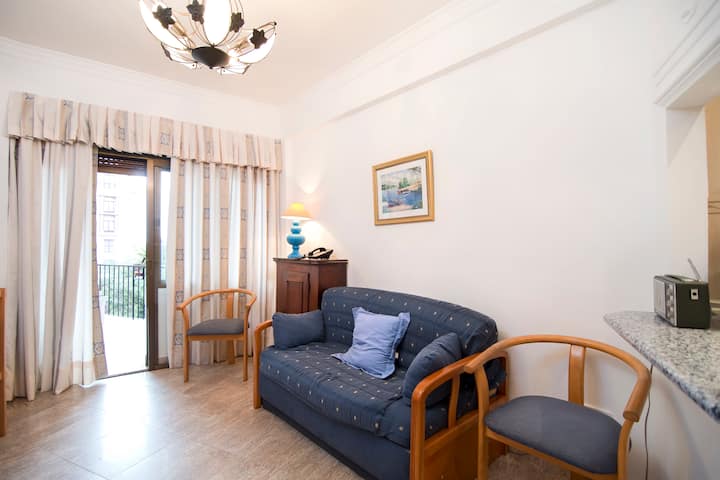 Beautiful Studio Beach & Downtown - Marbella