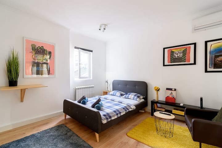 • Central Nest Studioapartment• Republic Square • - Belgrade