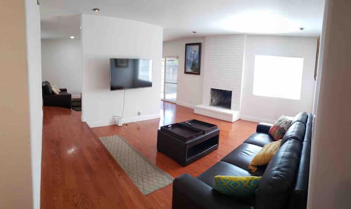 Relaxing And Welcoming To 4 Beds/2baths Home. - Seven Trees - San Jose