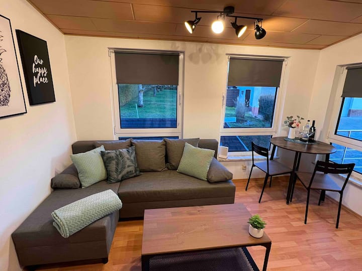 Schöne, Ruhig Gelegene, Zentrale Ferienwohnung - Zweibrücken