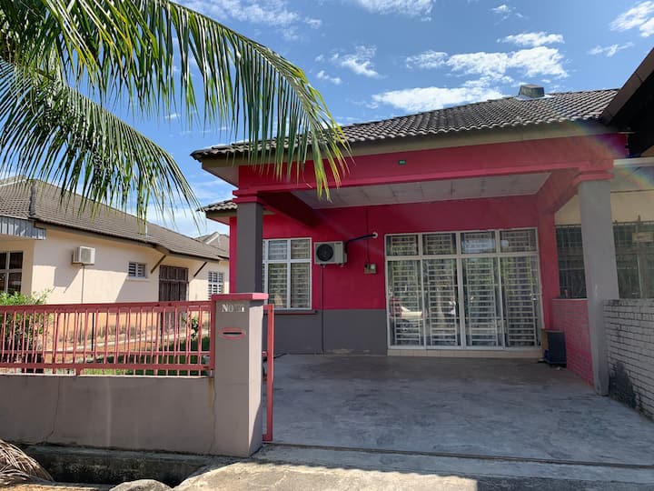 Pak Lang Homestay - Gurun