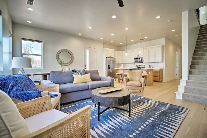 Bloomington Country Club Access | Hot Tub | Golf - St. George, USA