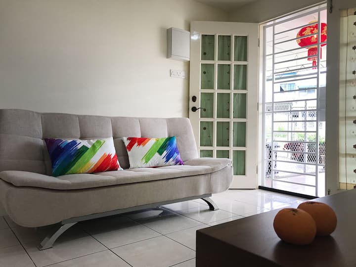 The Countryman, Terrace House Near The Spring Mall - Sarawak