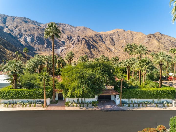 Old Las Palmas | Pool-spa | Firepit | Rooftop Deck - Palm Springs, CA