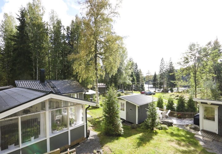 Gorgeous Vacation Home By The Lake - Karlskoga