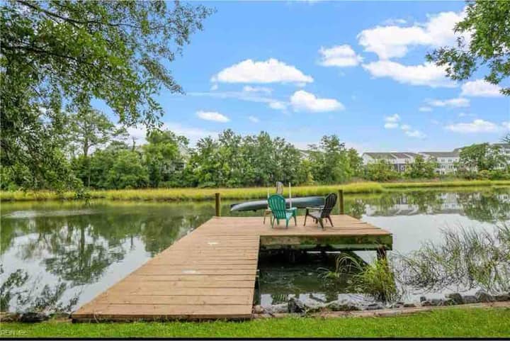Quiet Private Guest House On The River. - Norfolk, VA