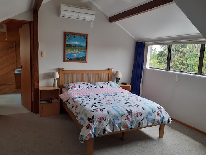 Privacy In Whalers Gate - Private & Quiet - New Plymouth