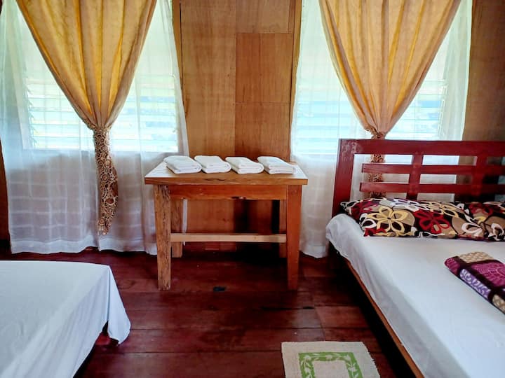 Spacious Squad Room At Batad Countryside - Banaue