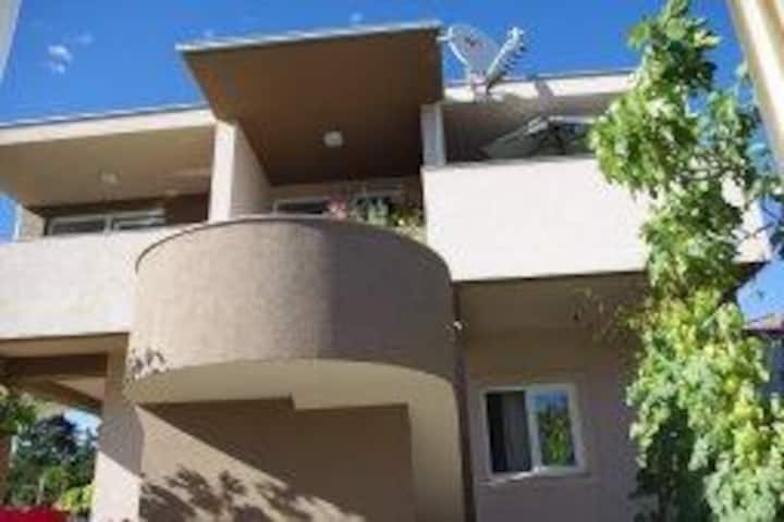 Apartmani Mirko I Jela - Nin