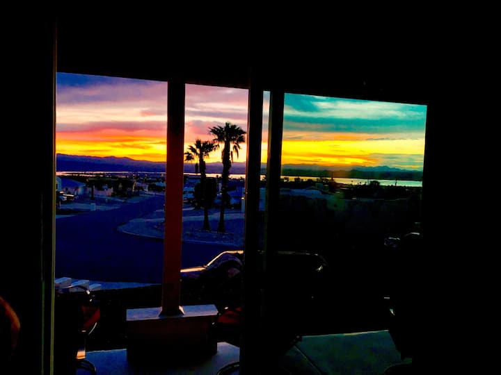 Modest Room Amazing Views - Full Bed And Twin Bed - Lake Havasu City, AZ