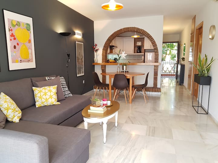 Peaceful 1br Getaway – Walk To Beach & Train - Benalmádena