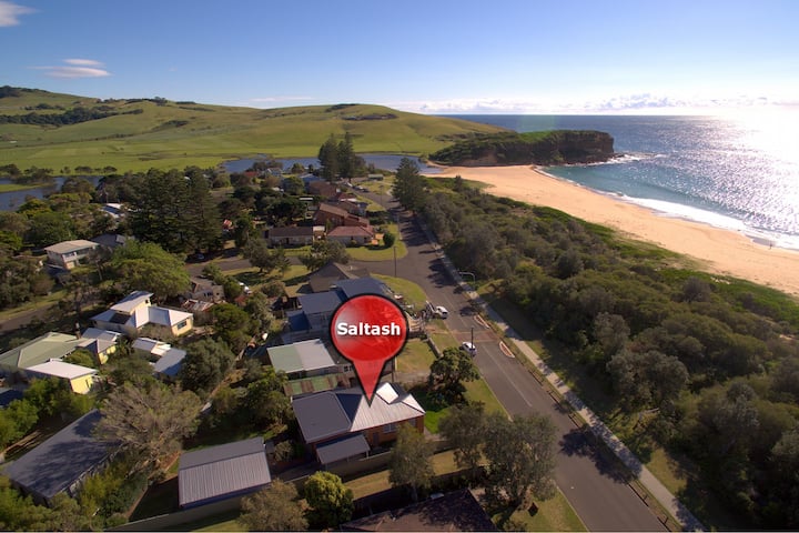 Rare Find: Beachfront Near Lagoon, Coastal Walk - Gerringong