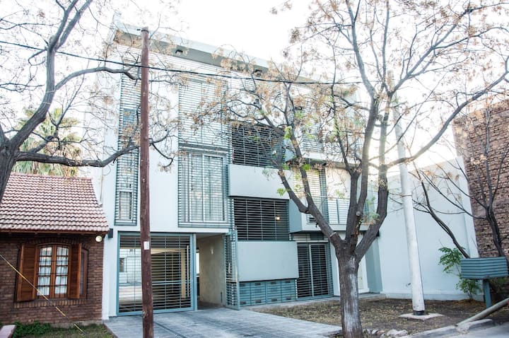 ÁGil, Cálido, Cómodo Y Luminoso - Mendoza