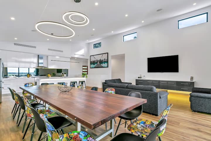 "Platinum On Washpool" Luxury Riverfront Property - Tailem Bend