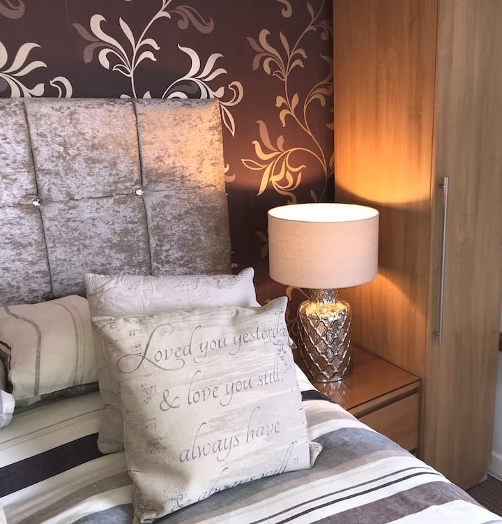Beechwood Ensuite Rooms: The Arran View Rooms - Prestwick
