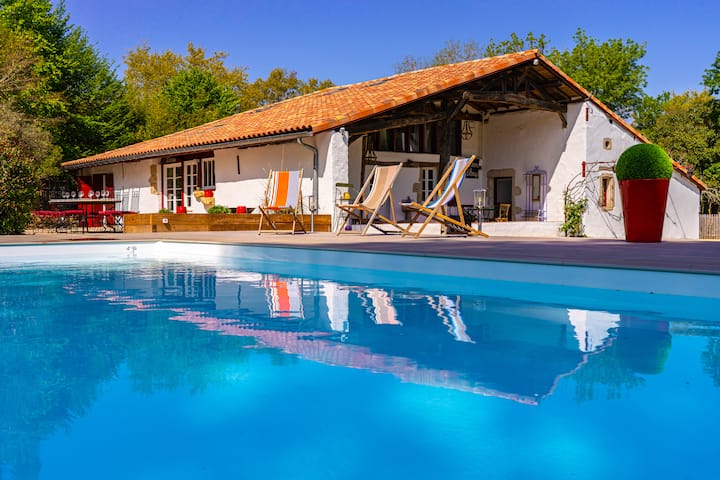 Maison Landaise Dans Son éCrin De Verdure, Piscine - Hostens