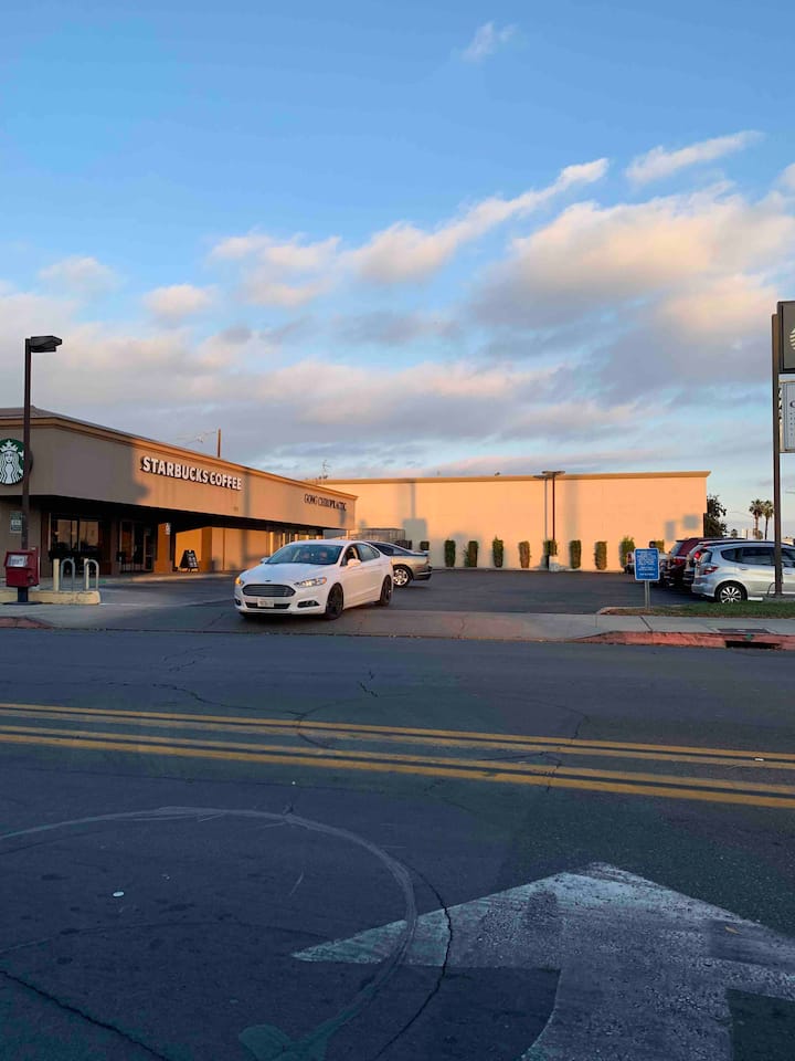 Two Bedroom One Bath Home. In The Heart Of Madera - Madera, CA