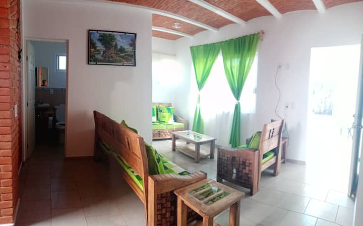 Acogedor Depa Con Cochera A 8 Cuadras Del Centro - Tequisquiapan