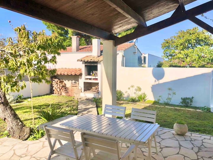 Maison Familiale Paisible, à Deux Pas De La Mer - La Brée-les-Bains