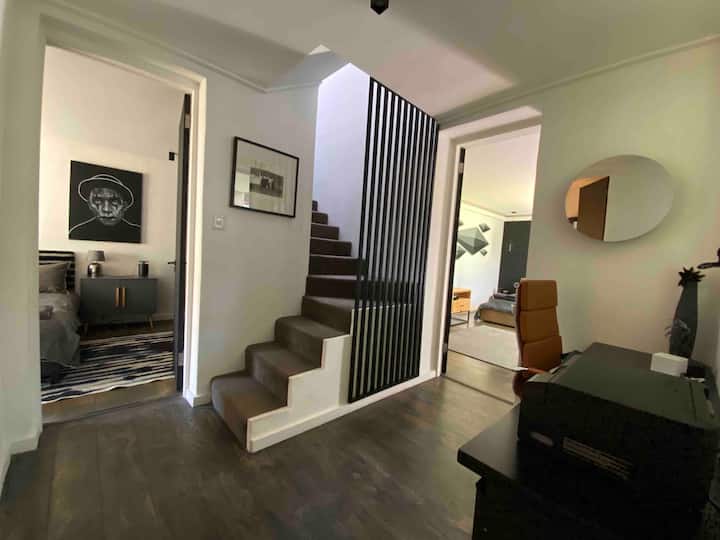 Boutique Modern 4bdrms + Garden Off Kloof St - Cape Town