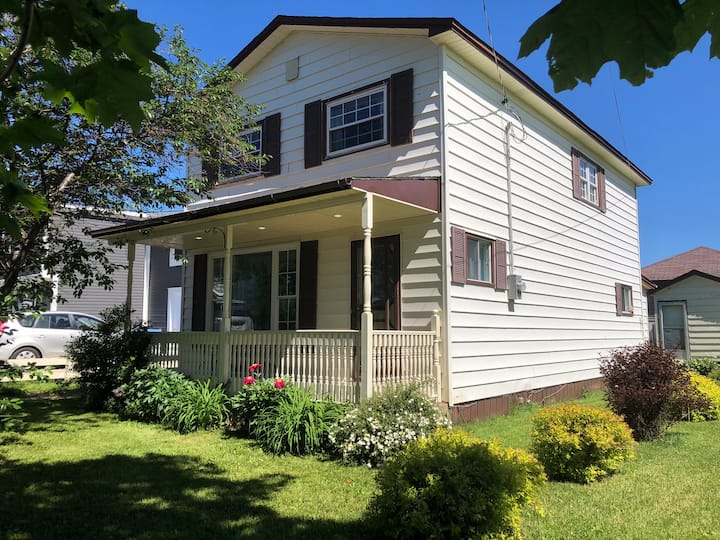 Tablelands Vista Vacation Home - Gros Morne National Park Of Canada