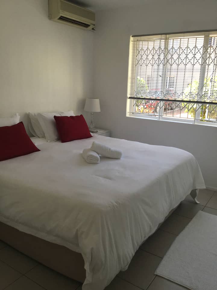 Durban Beach Holiday Home - Durban