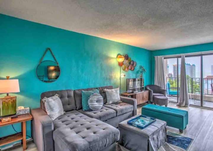 Cebanna Rise: 1bd/1ba Partial Ocean View Condo - Myrtle Beach, SC