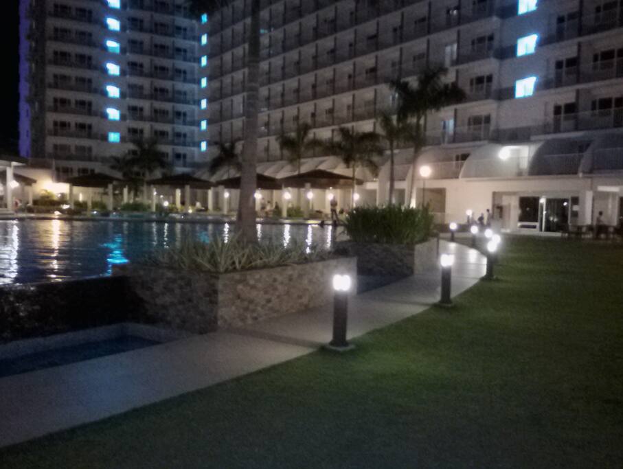 Shell Residences at MOA complex, SM Arena, SMX - Condominiums for Rent ...
