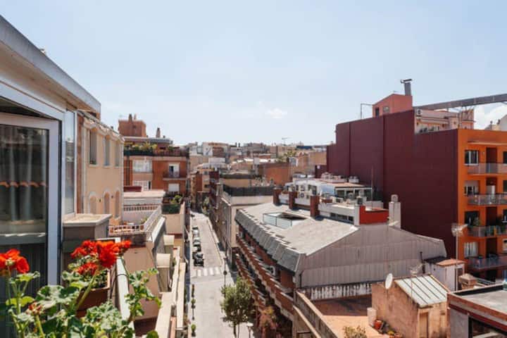 Recien Reformado Con A/a El Agua Caliente Funciona - Barcelona