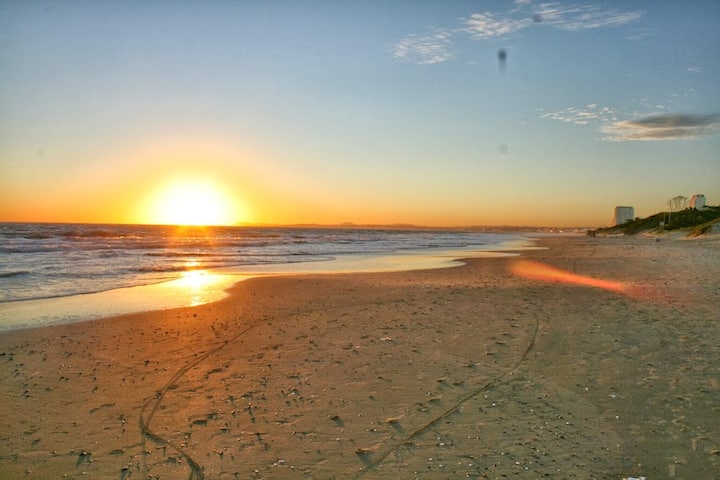 Playa Mansa. Edificio Frente Al Mar!!! - Punta del Este