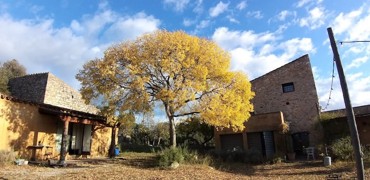 Maison à La Campagne Avec Cheminée Dans L'empordà - Figueres