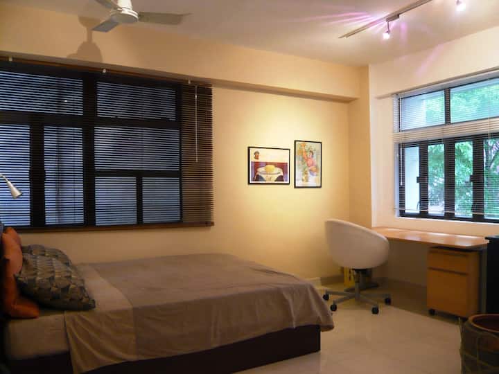 Bright Quiet Studio In Hong Kong Central District - Hong Kong