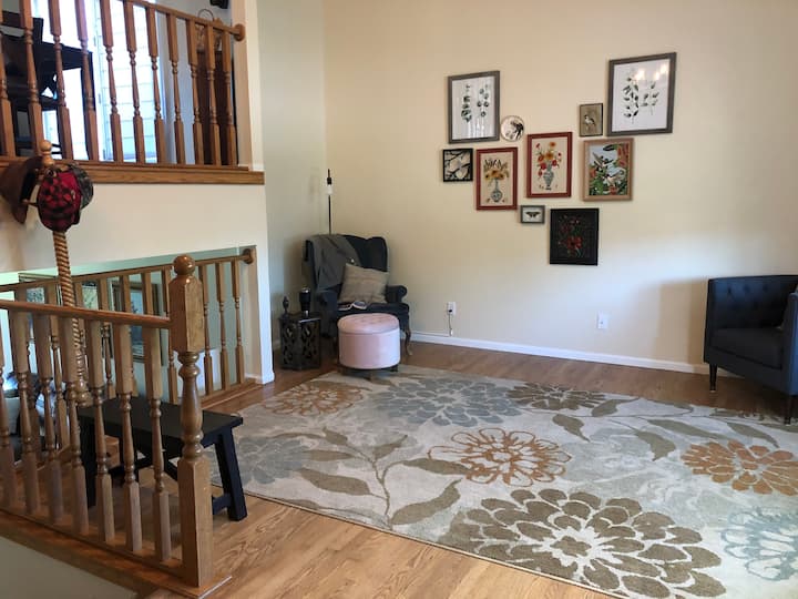 Entire Home, South Rapid, 7 Min To Downtown - Rapid City, SD