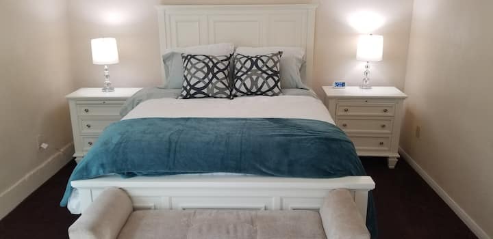 Cozy Coastal Style Grannyflat - San Diego, CA