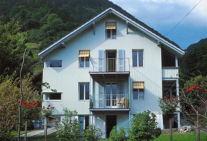 Ferien Im Palmendorf Merligen Im Sommer Und Winter - Sigriswil