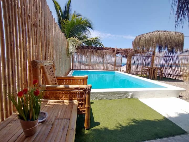 Casa Con Piscina Frente Al Mar - Caleta Cruz