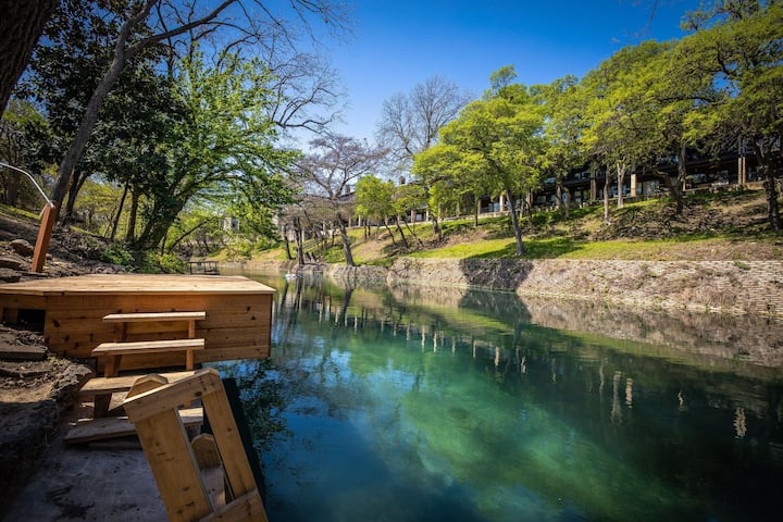 Crystal Clear Comal River Waterfront! - New Braunfels, TX