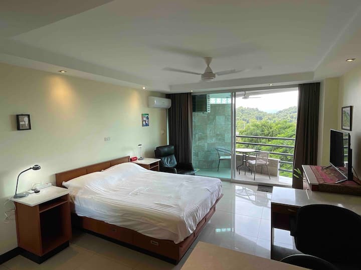 Stylish Studio With Air Purifier & Coffee Maker - Tailândia