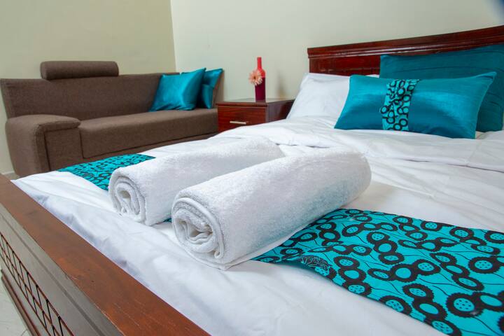 Sereneville Is A Creatively Decorated 1 Bed Room Private Apartment . - Kampala
