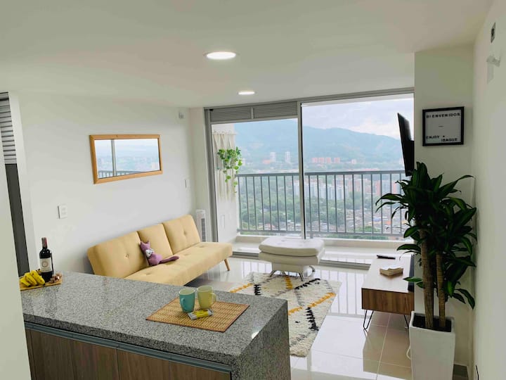 Apartamento De Lujo La Mejor Vista En Milla De Oro - Colombia