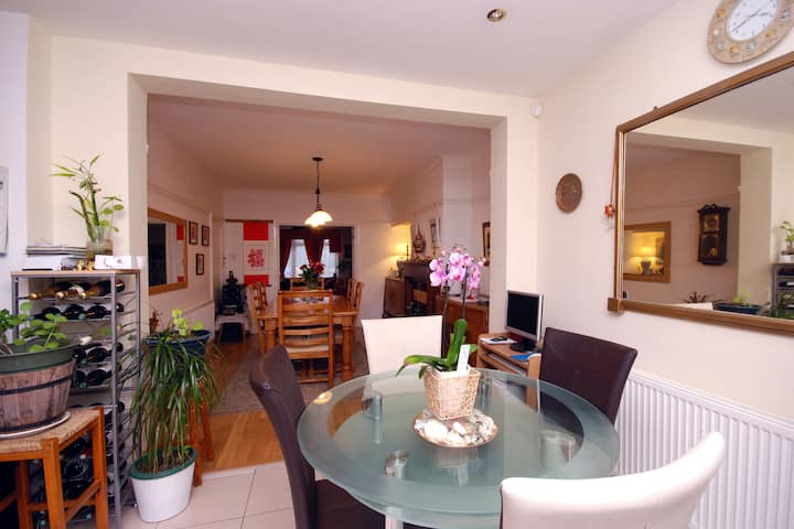 Nice Single Room With Small Double Bed - Croydon, UK