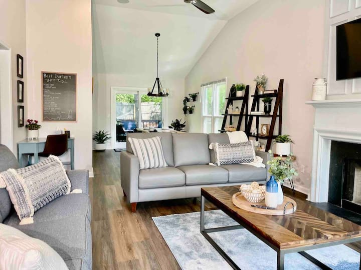 Modern Farmhouse | 10mins Duke | 15mins Unc & Rtp - Durham, NC