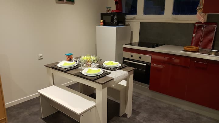 Logement Privé Et Autonome Chez L'habitant - Cholet