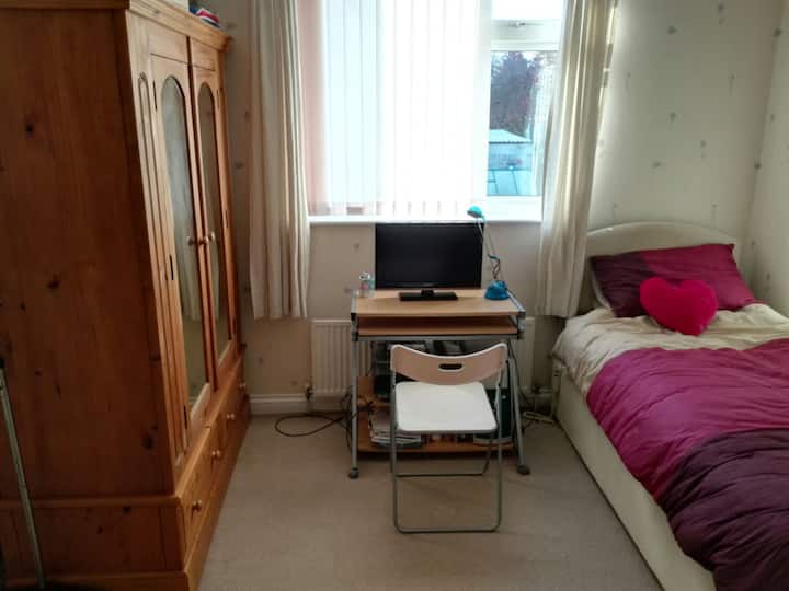 Sunny Twin - Patchway/aztec West/ Cribbs Causeway - Filton